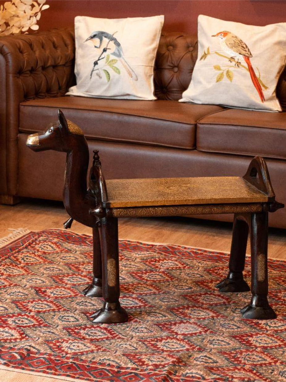 Mewar Desert Guardian Camel Bench – Piharwa India