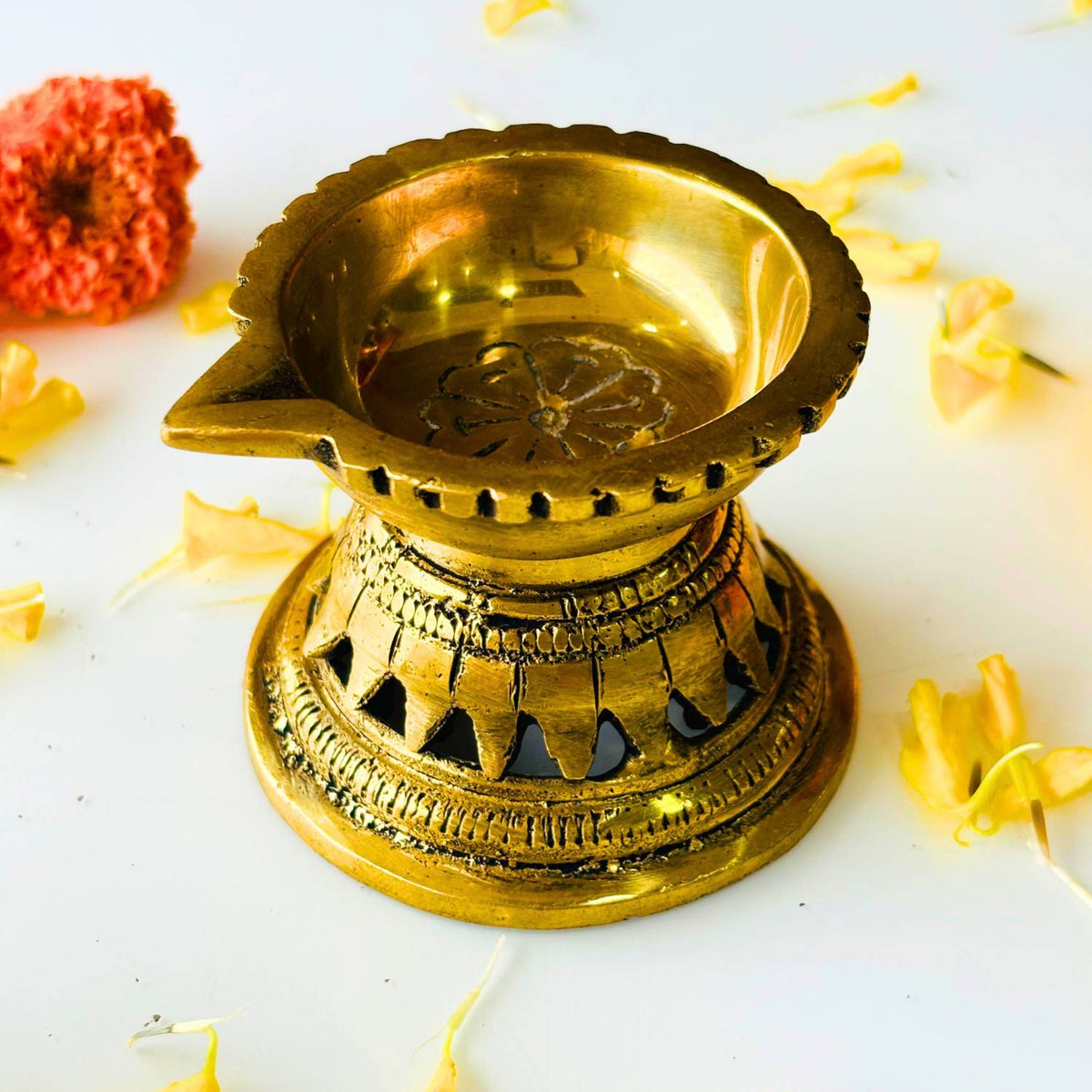 Traditional Brass Diya – Piharwa India